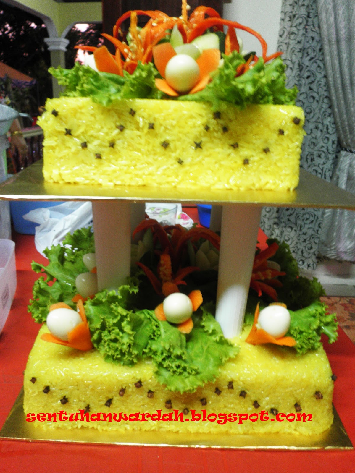 sentuhan wardah: Pulut Kuning bertingkat