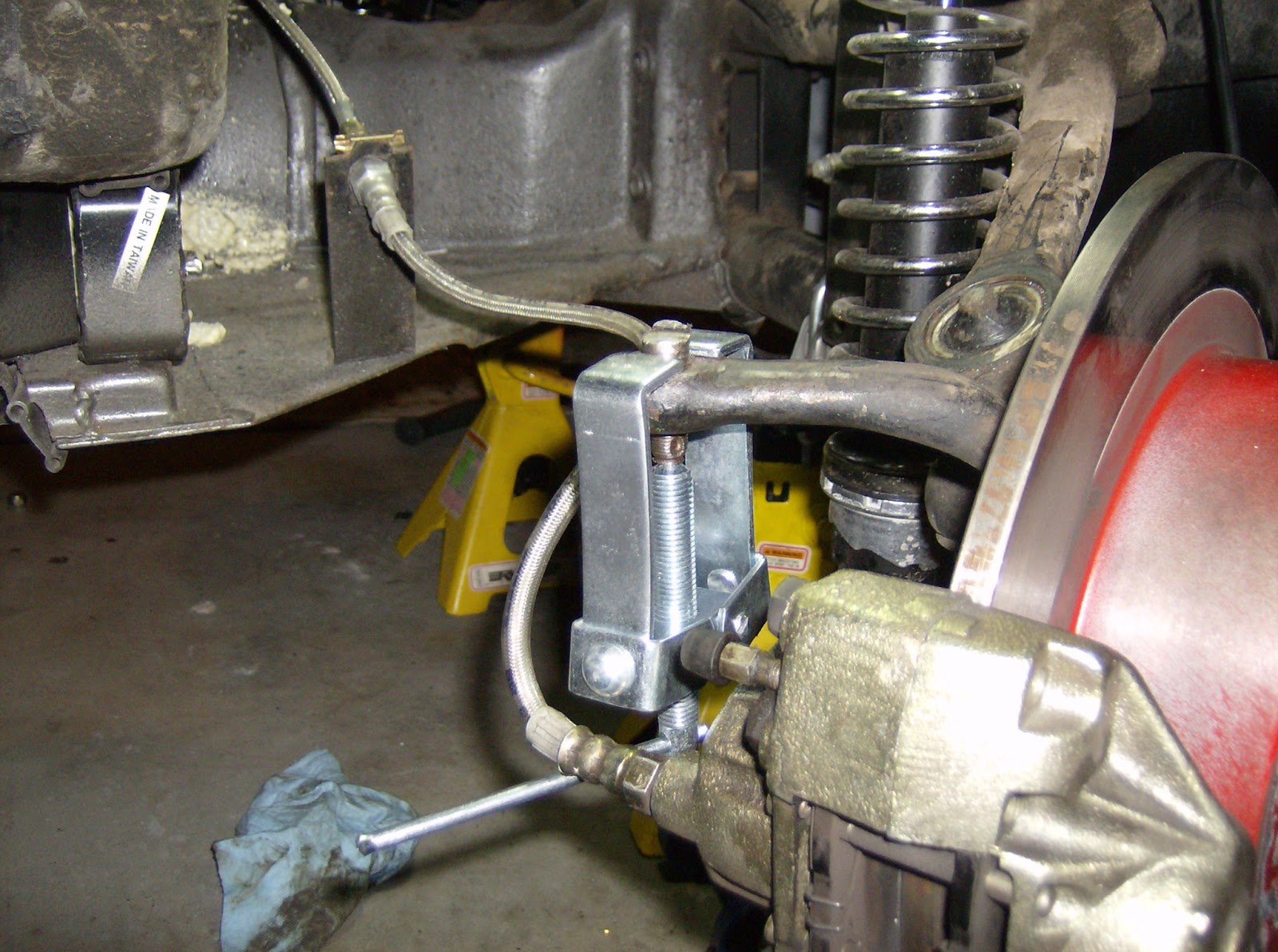 My Big Red Bradley GT II: 1967 VW Bug Tie Rod Replacement