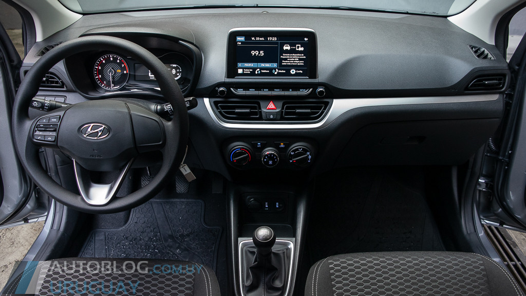 Contacto: Hyundai HB20 1.0 Premium M/T : Autoblog Uruguay | Autoblog.com.uy