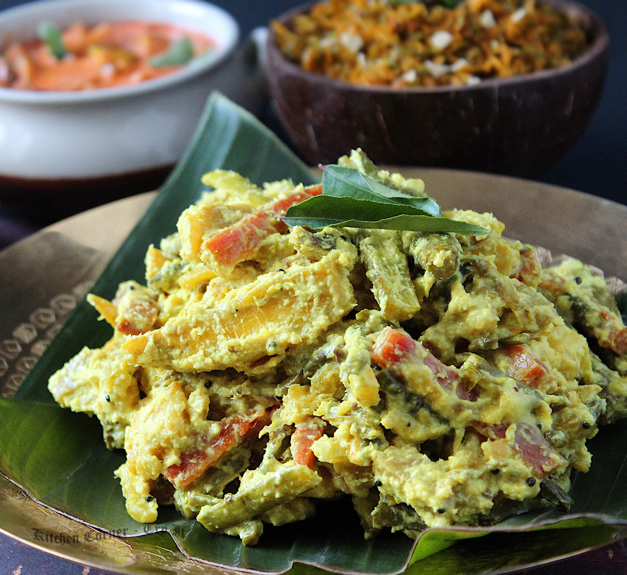 Aviyal Recipe- Kerala Sadhya Style Mixed Vegetable Curry