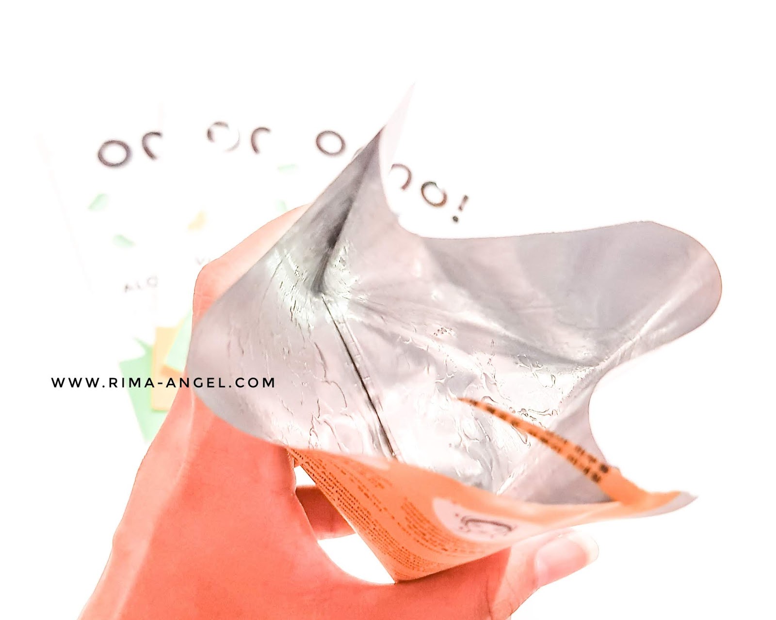 First Impression OMO! Cupra Silk Facial Mask - Masker Korea Halal