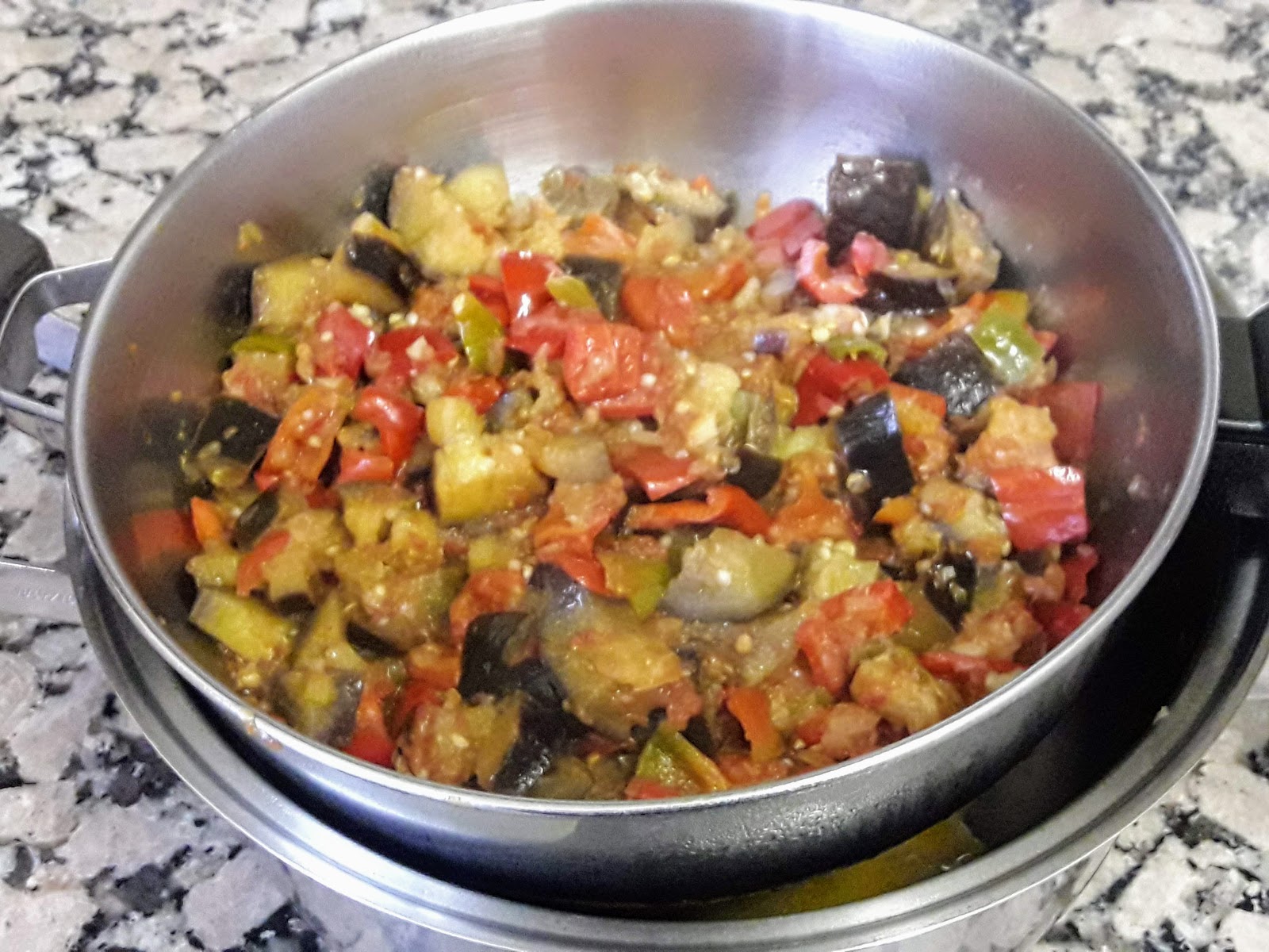 COCINAR NO ES DIFÍCIL ¡PRUÉBALO!: COCA DE SANFAINA Y ATÚN