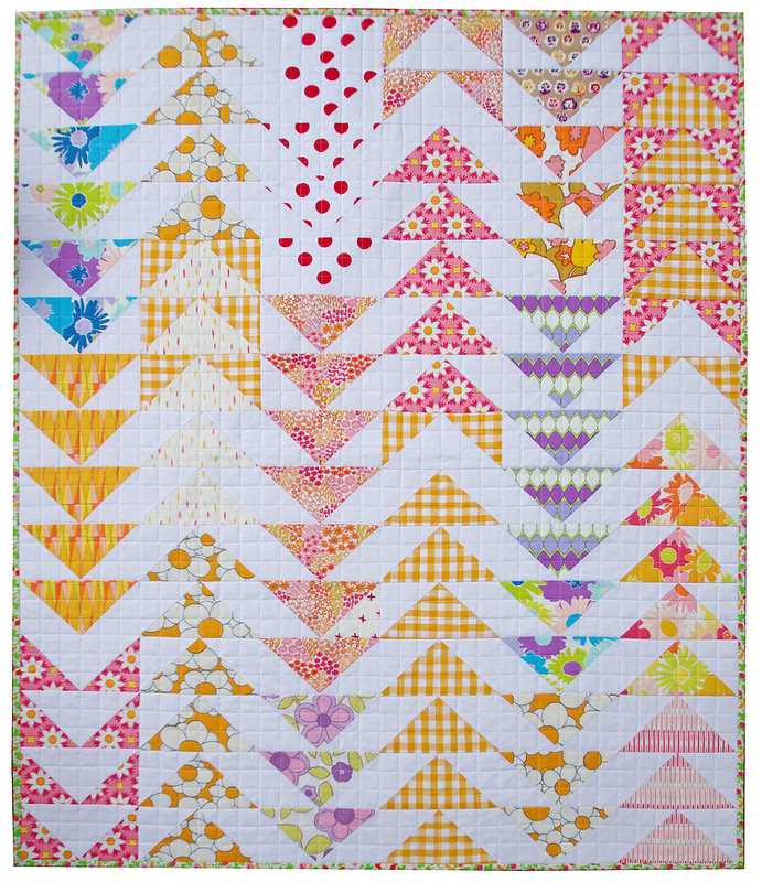Red Pepper Quilts: Dreamin' Vintage Flying Geese Baby Quilt
