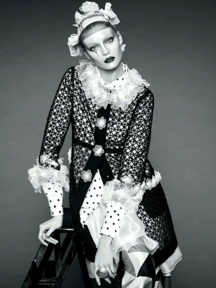 Racing Fashion: Pretty Pictures, Couture Clown