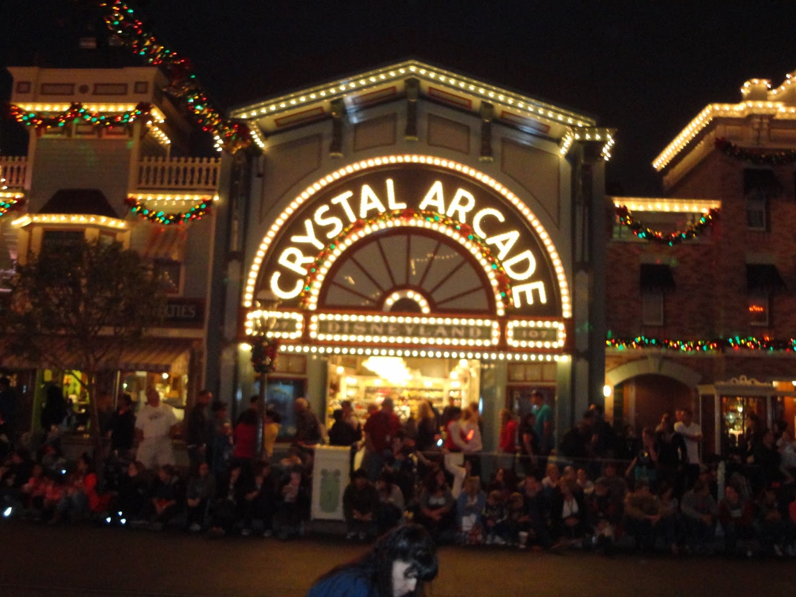 Disneyland: Main Street Crystal Arcade