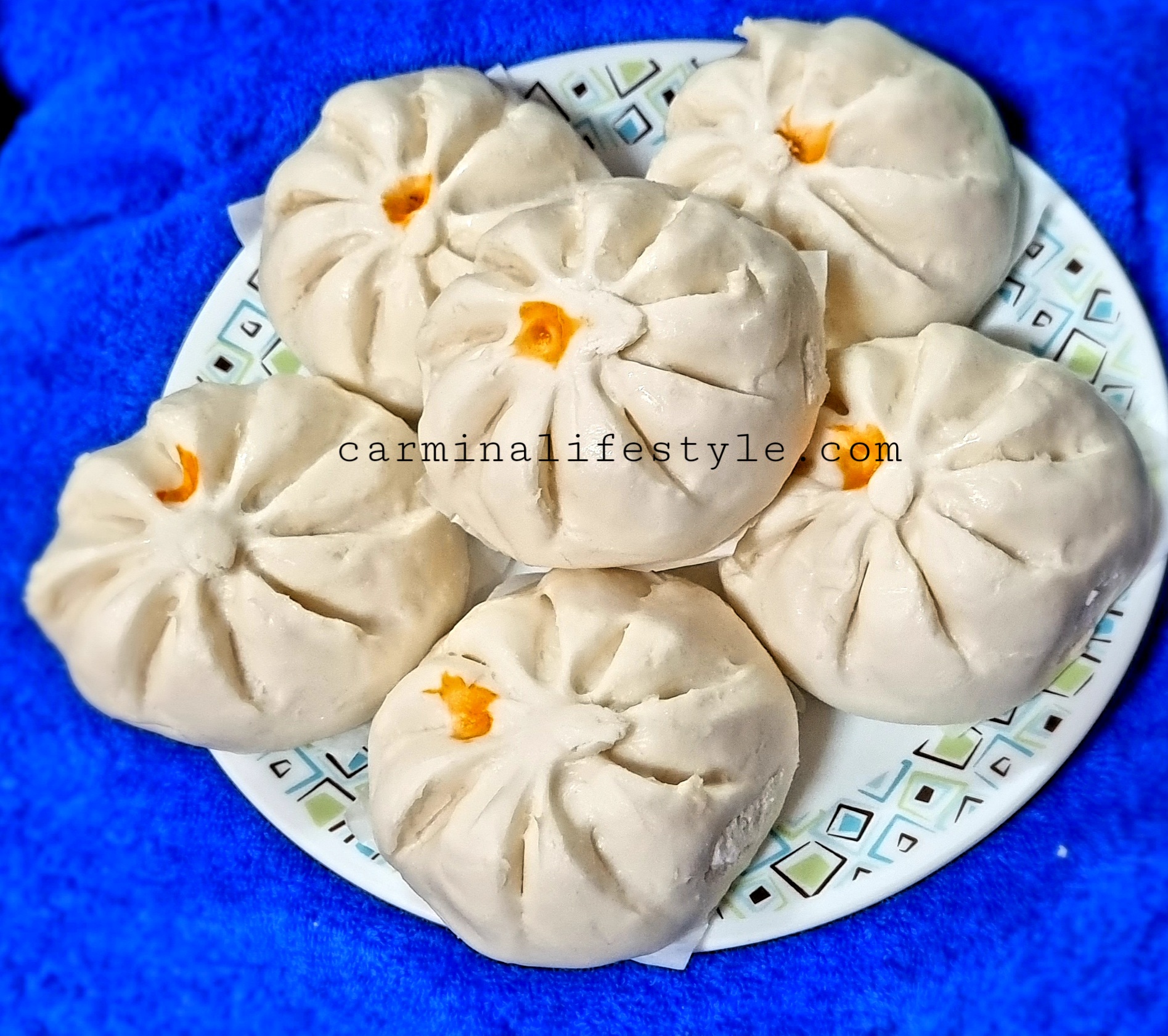 Two Ways to Order Hen Lin Siopao