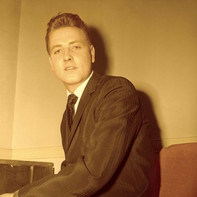 The Rock 'n' Roll Legend: 40 Old Pics of Eddie Cochran in the 1950s ...