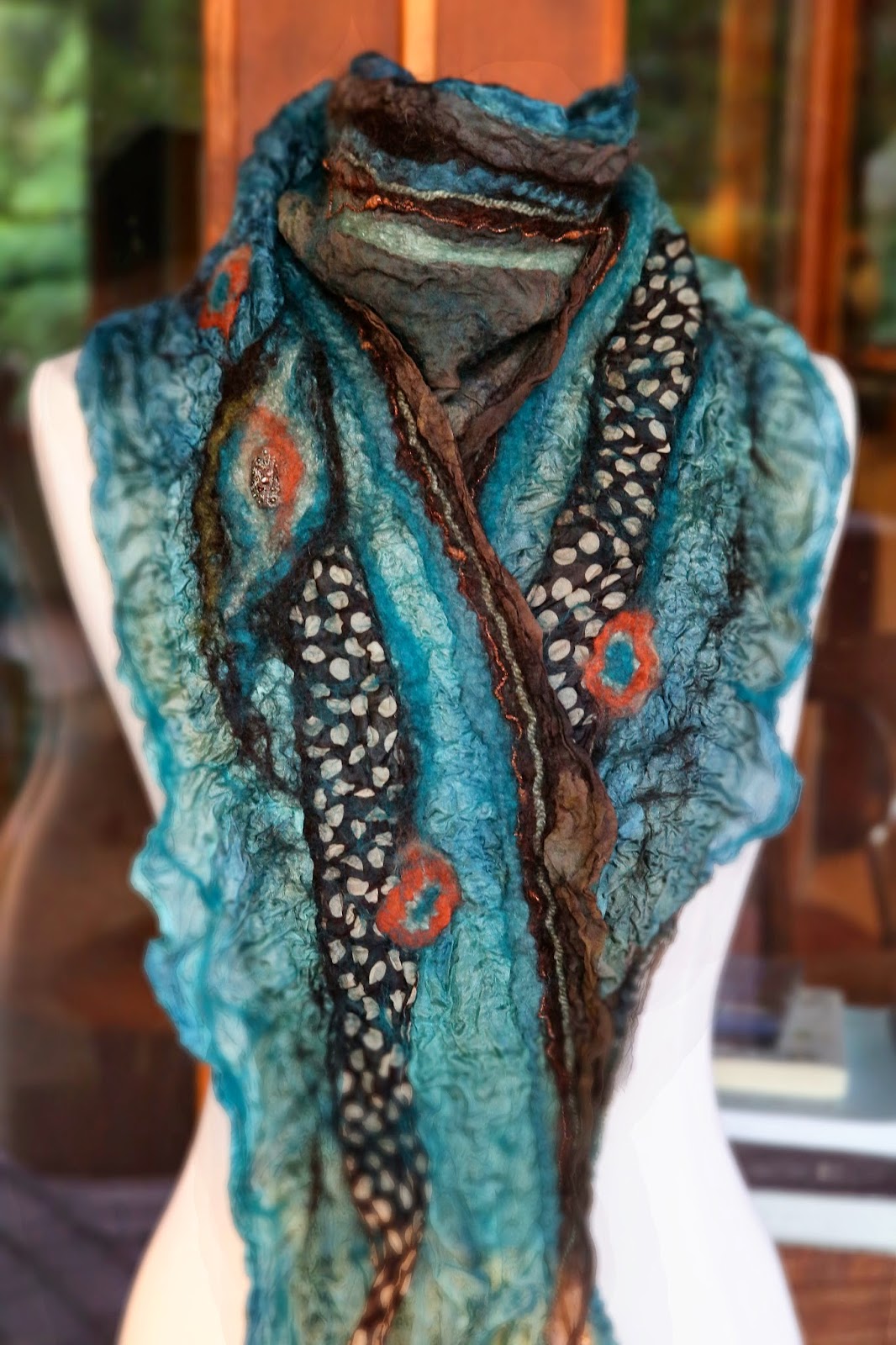 Beverly Ash Gilbert: Nuno Felt Scarf - Mint Chocolate