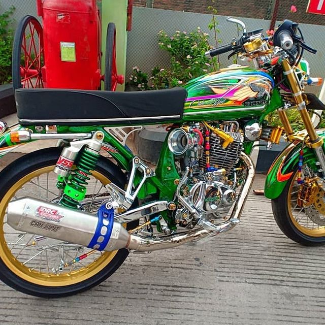 20 Gambar HD Modifikasi Honda CB 100 Airbrush Terbaru 2020