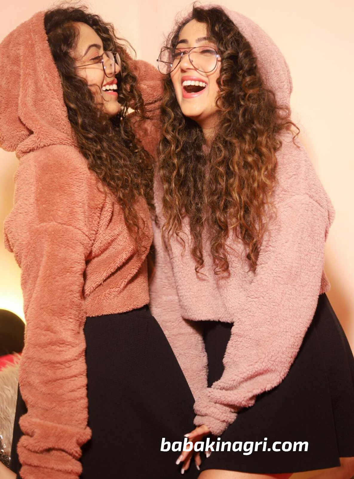 [90+] Chinki Minki HD Images, Surabhi Samriddhi Images #3