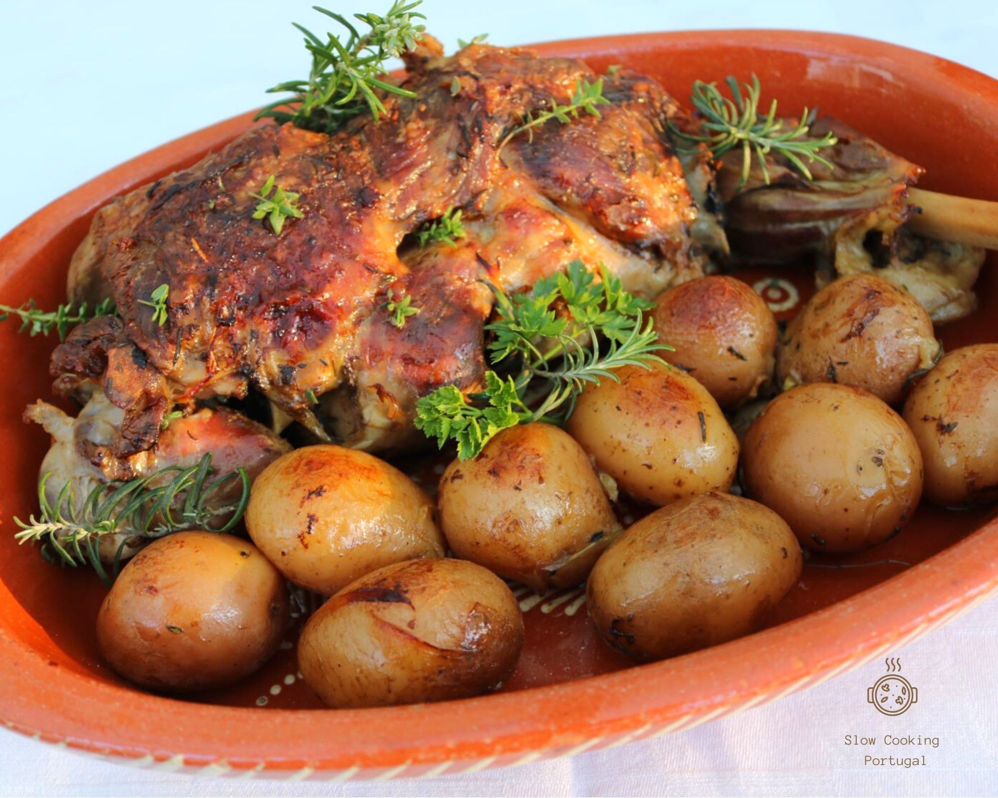Borrego assado na slow cooker