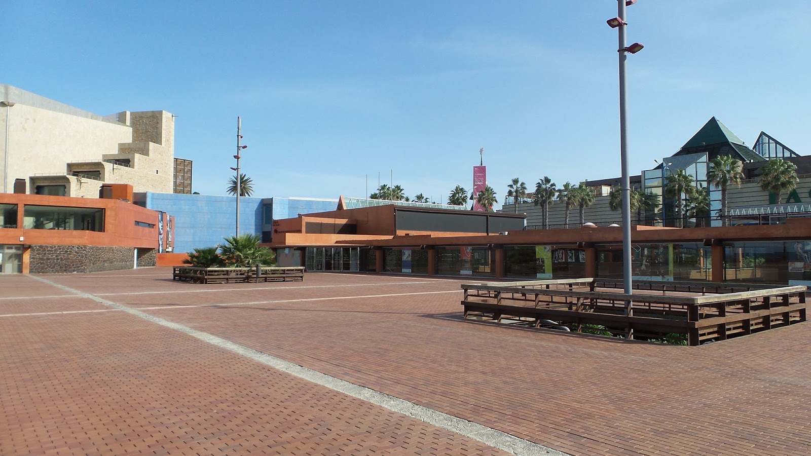 Homepage: CCLasArenas.com Facebook: Facebook/CCLasArenas