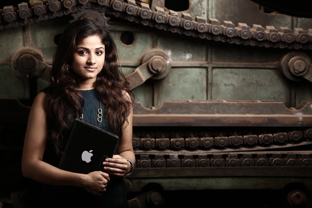 555 Heroine Santhini stills gallery |Tamil Cinema News Updates website