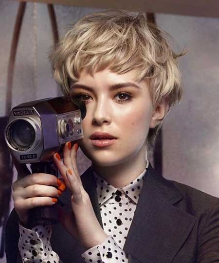 Model Rambut Segi Pendek Wanita Yang Paling Populer