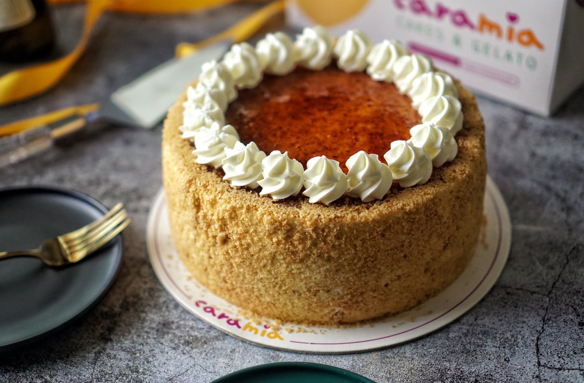 What Mary Loves: Love at First Bite: Cara Mia's Crème Brûlée Cake