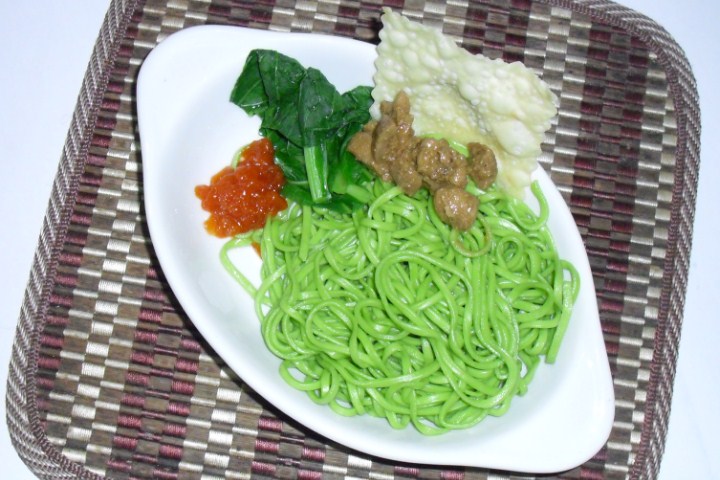 Resep dan Cara Membuat Mie Hijau Sayuran, Tanpa Pewarna dan Pengawet ...