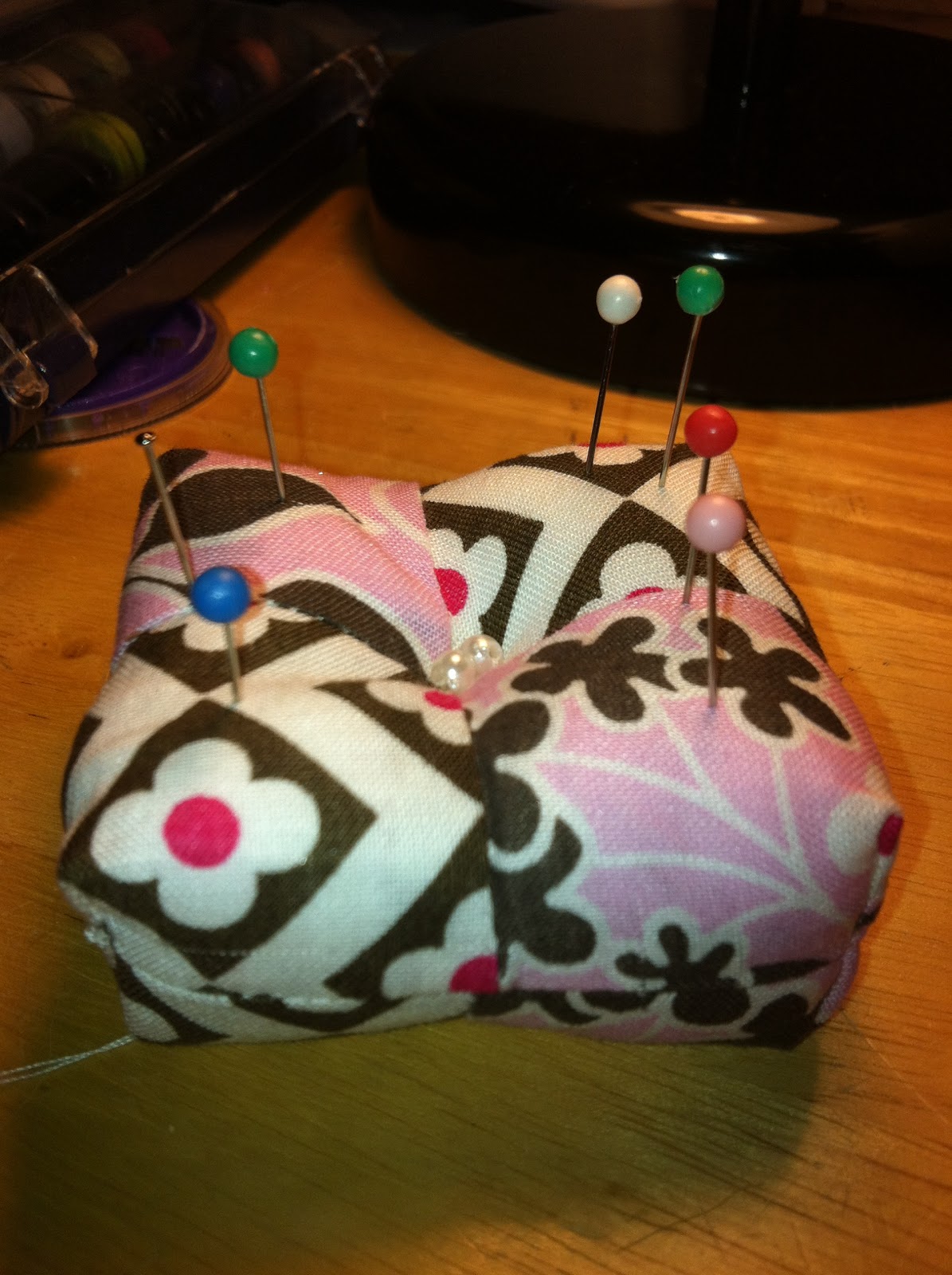 §w€€t£@d¥ B¤R¡cu@!: Cutest Pin Cushion Tutorial