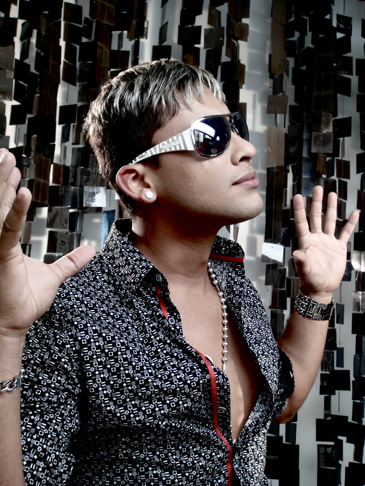 Makano Musik: Imágenes