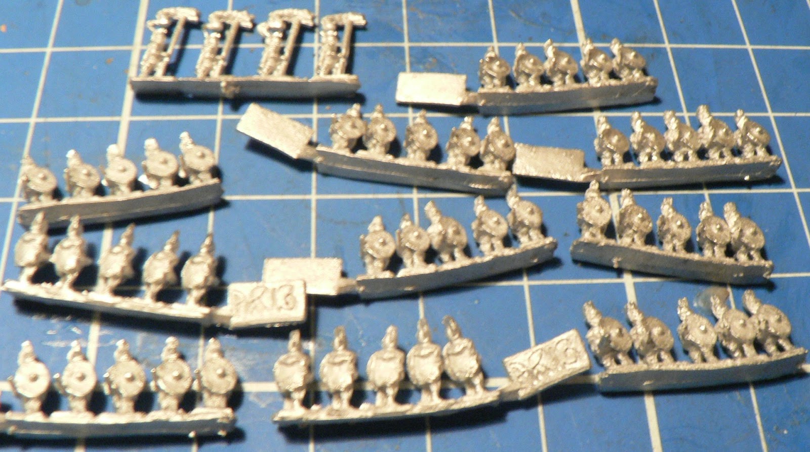 Tiny Metal Men: Heroics & Ros Figures for MicroDux - part 2