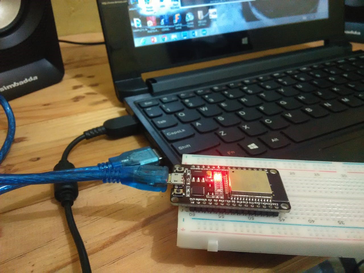 Install dan Upload Program ESP32 Menggunakan Arduino IDE - technology Install dan Upload Program ESP32 Menggunakan Arduino IDE - technology