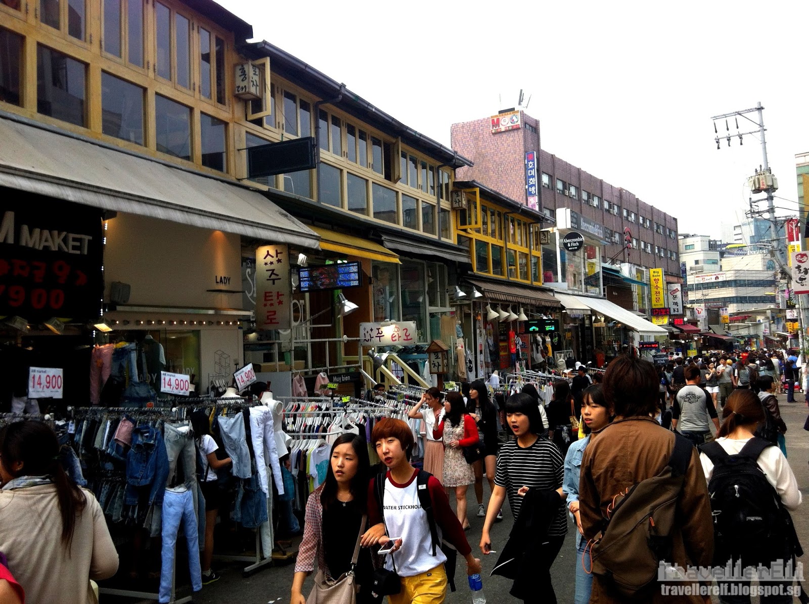 Shopping in Seoul ~ Hongdae (Hongik University Street 홍대) - Travellerelf