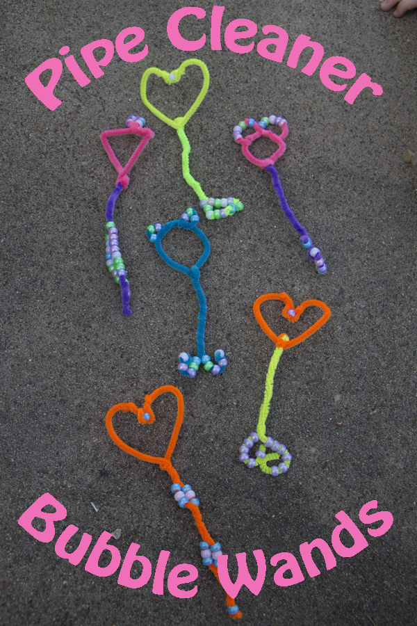 Homemade Beaded Pipe Cleaner Bubble Wands for Extra Summer Fun - Life ...