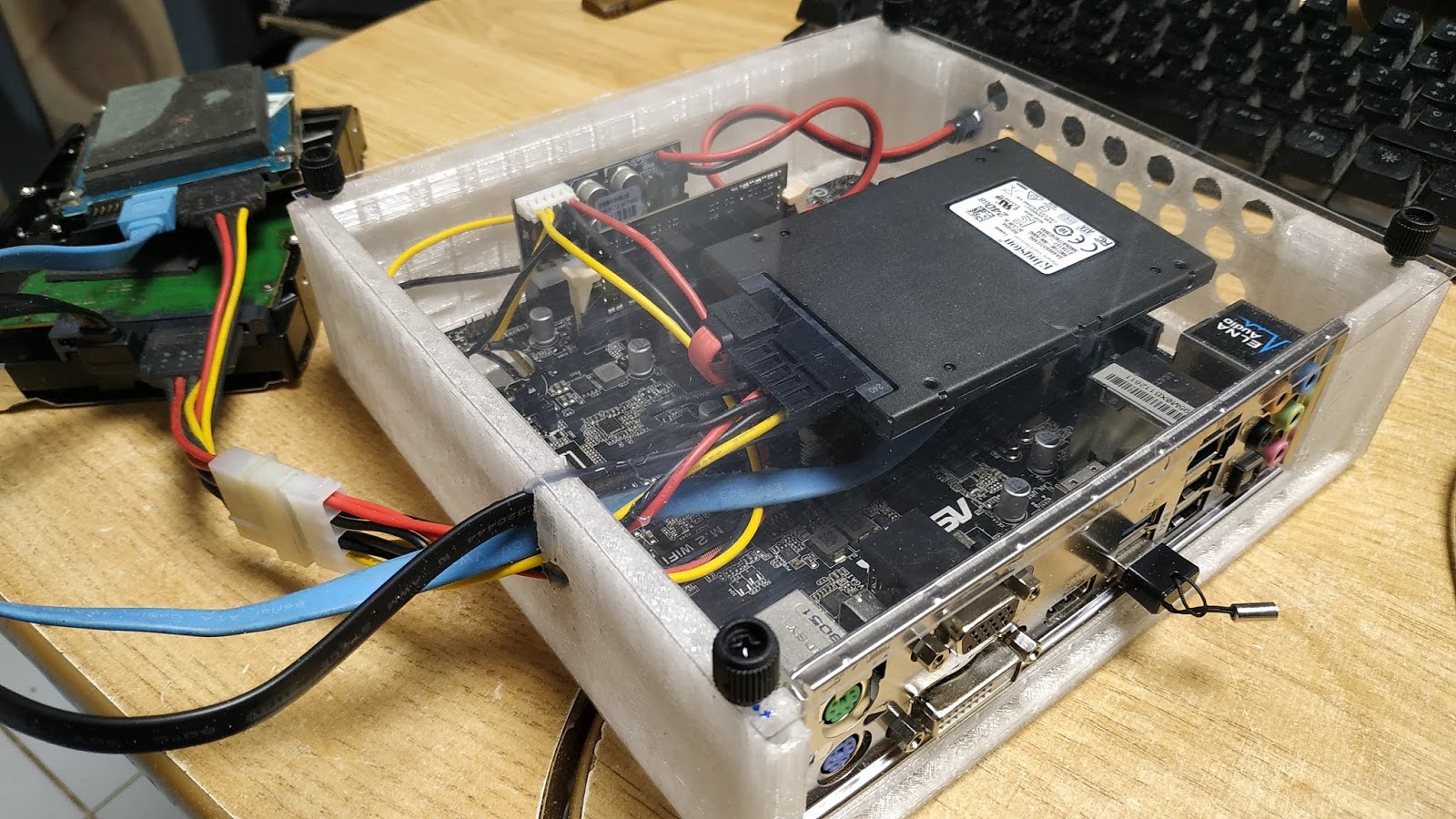 Tecnología para un progreso sostenible: Cómo montar tu propio micro PC ...