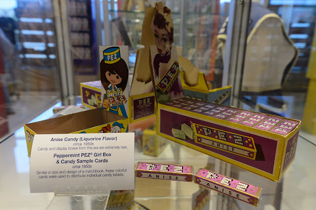 Bubba's Garage: What's at the PEZ Vistor Center and Factory?