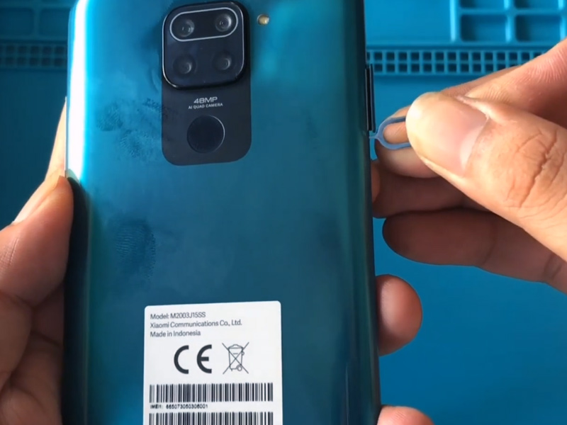 Cara Membuka Casing Belakang, Fingerprint, dan Ganti Baterai Xiaomi ...