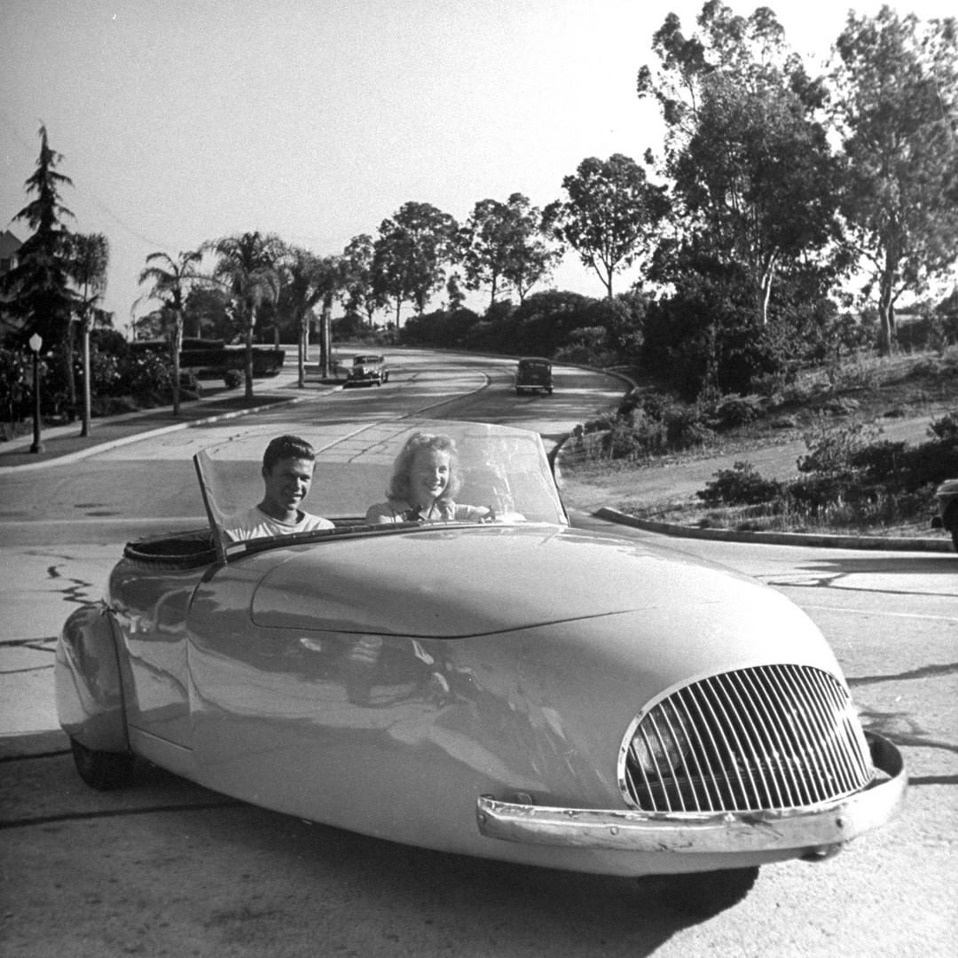 Davis Divan Three-Wheeler: The 1940s Unique Concept Car That Lost in ...