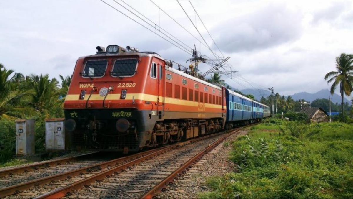 Konkan Railway to complete electrification by June | Konkankatta.in Konkan Railway to complete electrification by June | Konkankatta.in