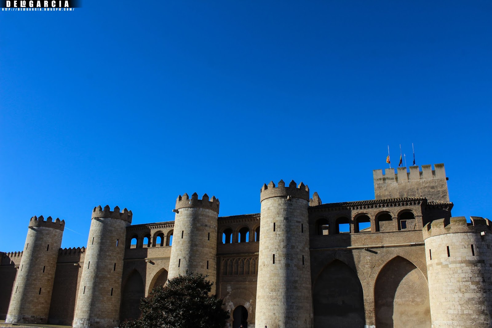 ॐ मणि पद्मे हूँ: ZARAGOZA