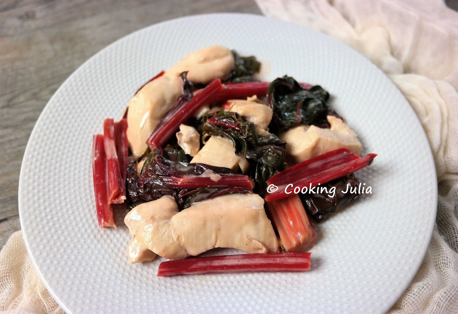 COOKING JULIA : POULET SAUTÉ AUX BLETTES ROUGES