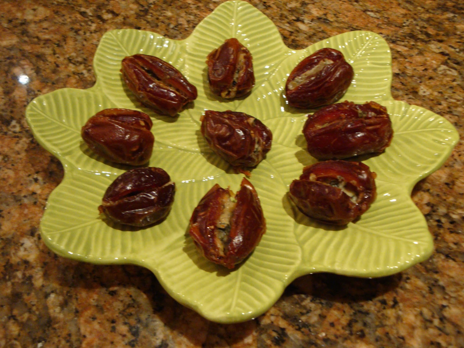 Ellen B Cookery: Moroccan Dates Stuffed With Blue Cheese