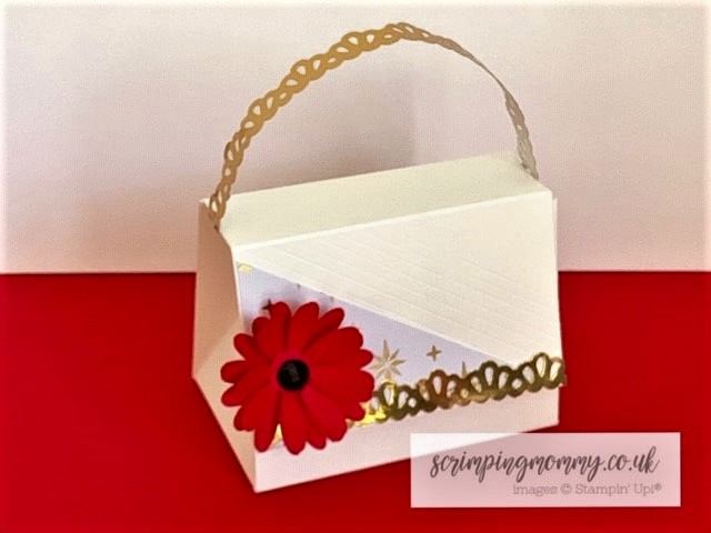 scrimpingmommy: EASY handbag gift box