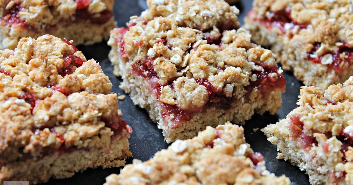 Raspberry Crumble Slices | The Mini Mes and Me