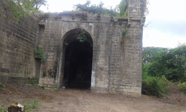 Utnoor or Utnur Fort