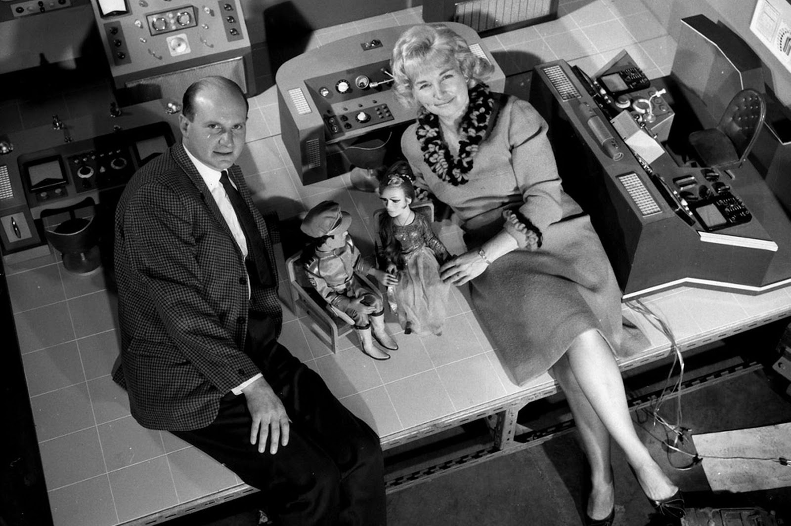 porelpiano: Gerry Anderson + THUNDERBIRDS