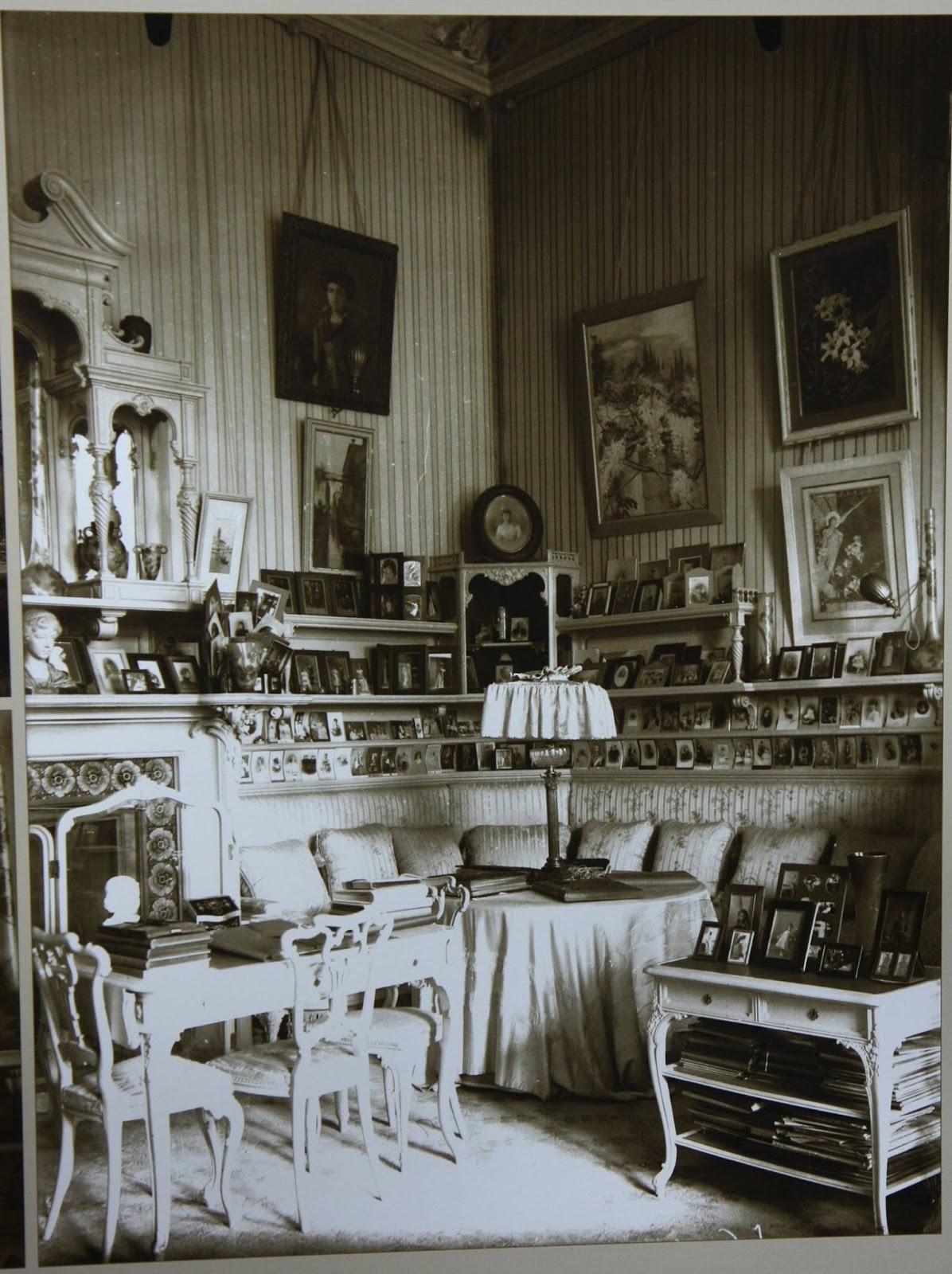 The Life of Empress Alexandra: Mauve Boudoir