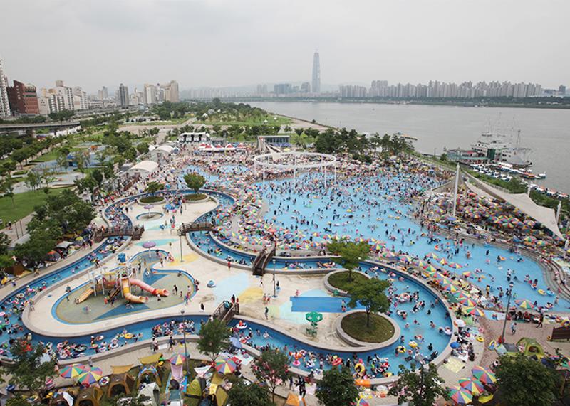 Han-river(Hangang) Outdoor Pool, Seoul, Korea and hangang park ~ Short ...