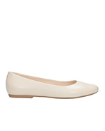 Subtelna biel - Minimalissmo. Blog modowy