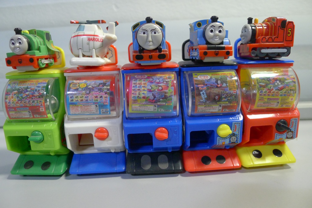 The World of Gashapon Capsule Stations | MILKCANANIME