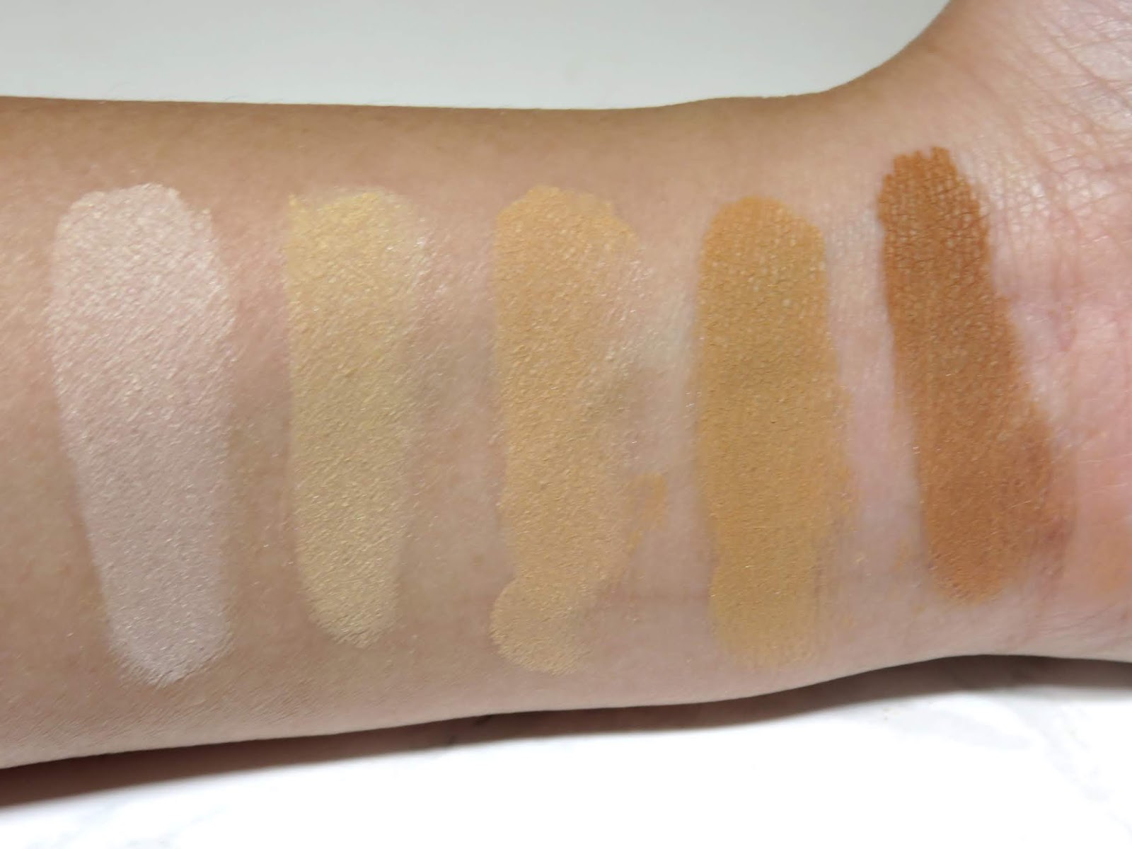 | Review | By Terry Hyaluronic Hydra Powder & Tinted Hyaluronic Hydra ...