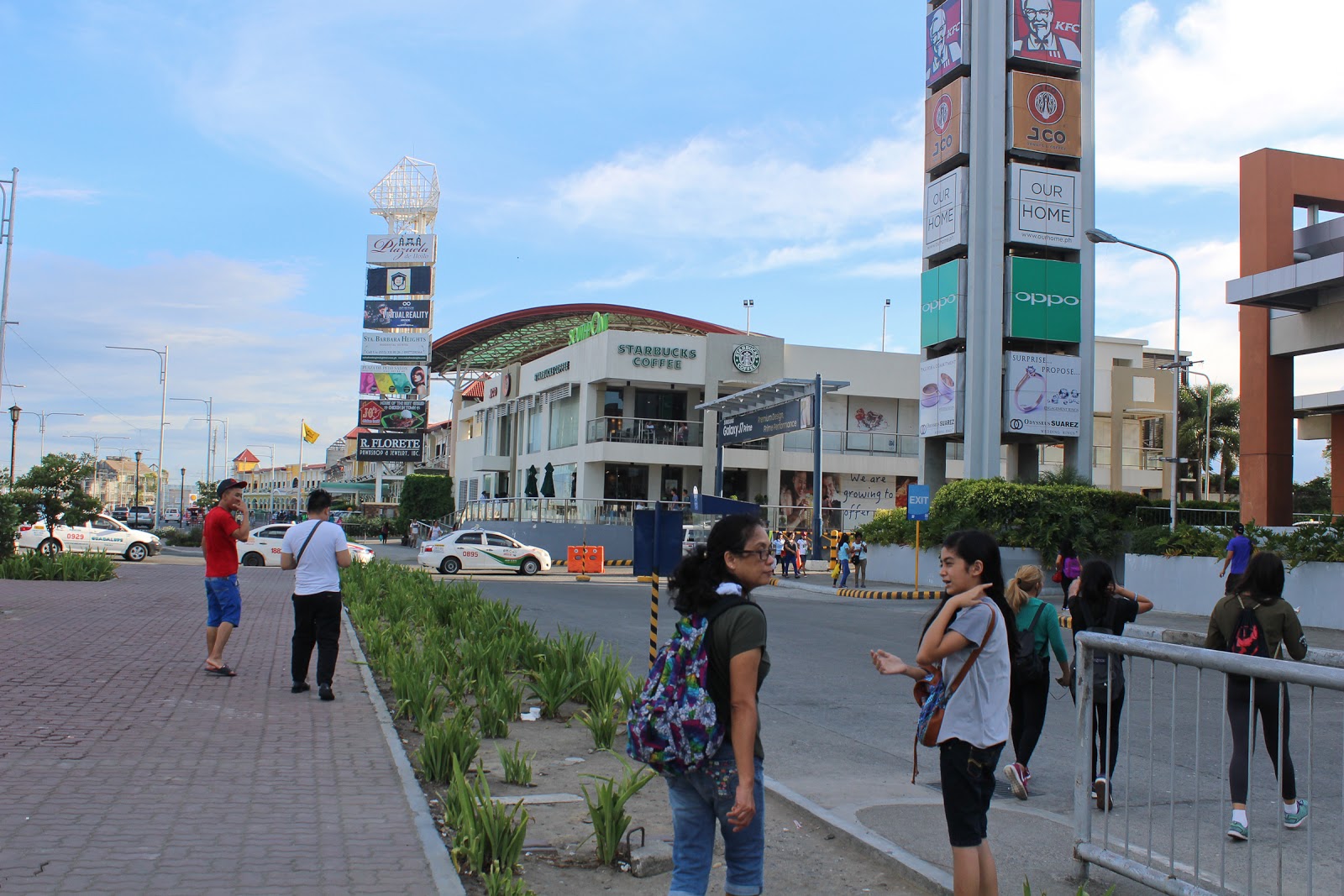 View on the Street of Iloilo City | My Story