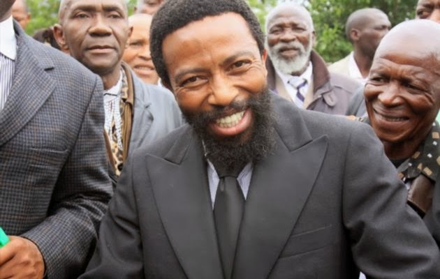 The Mad Monarchist: December 2013