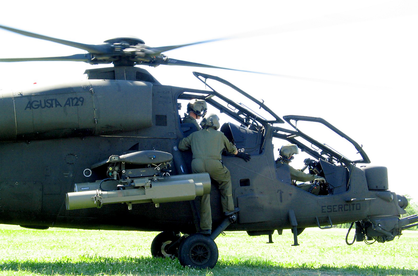SI VIS PACEM, PARA BELLUM: Dall’AH-129, al T-129 ATAK fino all’AH-249 ...