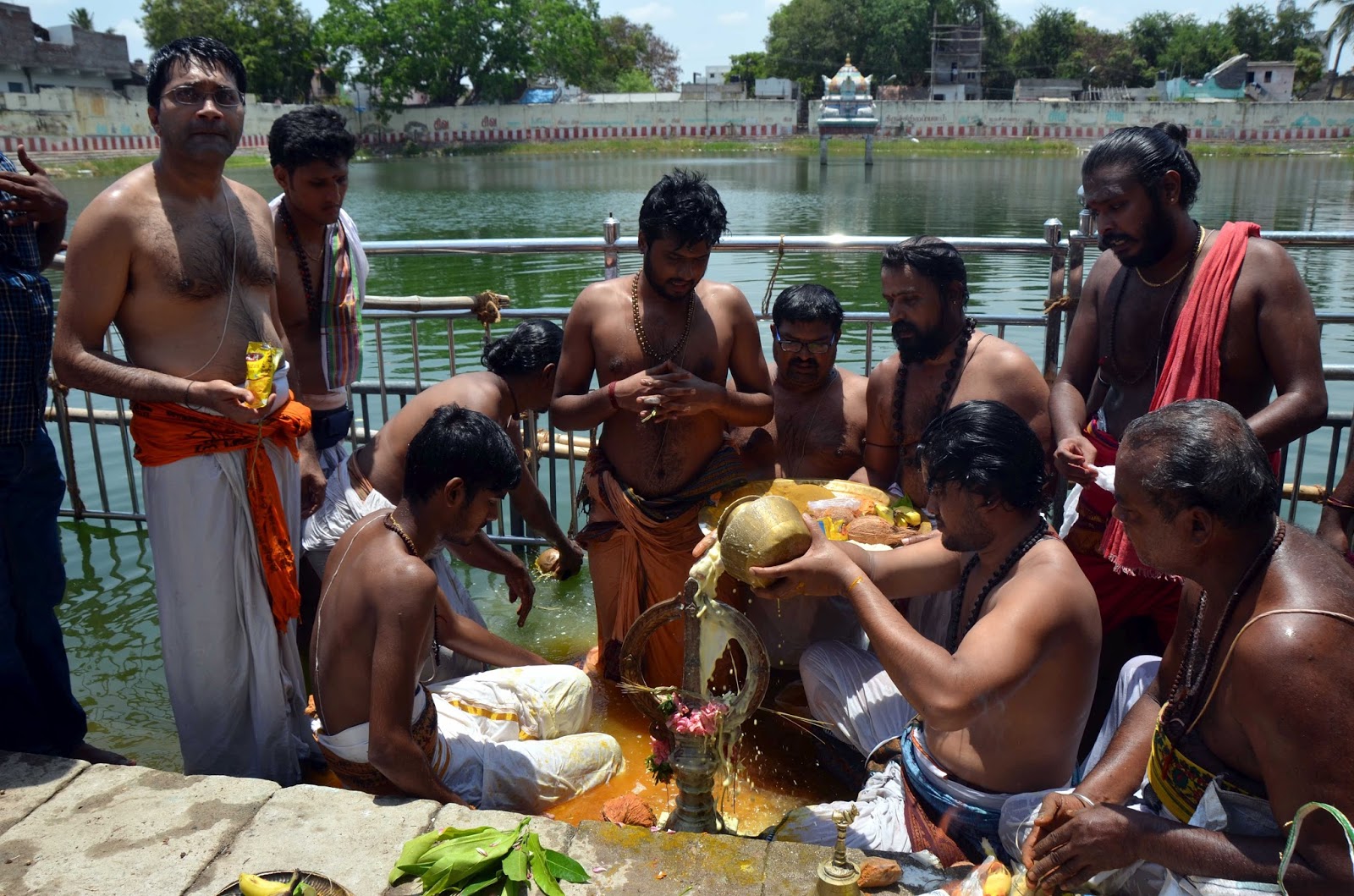 10th Day of 2018 Vasantha Utsavam Festival at Arunachala: Teerthavari ...