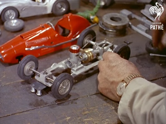 British Pathe: Model Racing Cars ( 1956 ) - Silver Scenes - A Blog for ...