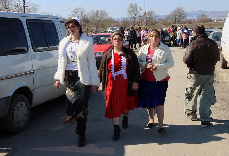 Window to Bulgaria: The "Gypsy Bride Market"