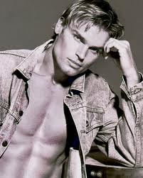 Los Ojos del Espectador: Marc menard